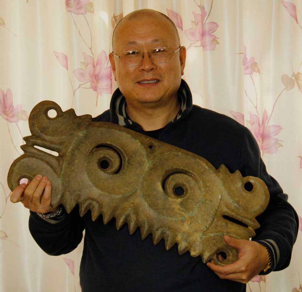 Michael Du - Expert Collector of Hongshan Cultural Antiques